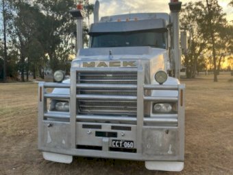1979 Mack FR700 Prime Mover | Farm Tender