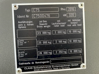 2016 CLAAS Lexion 750 TT & MacDon D65 front | Farm Tender