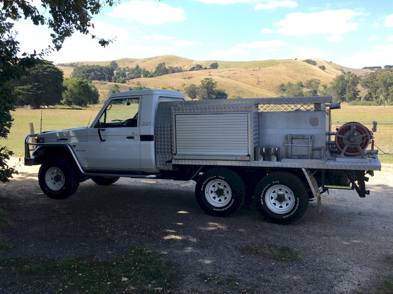 Fire Fighting Unit on Custom Aluminium Tray | Farm Tender