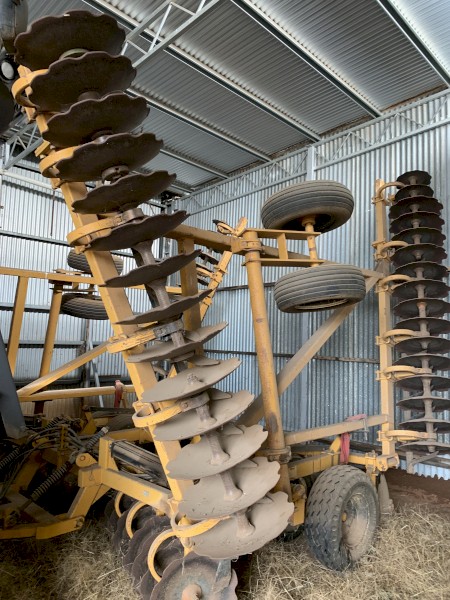 Taylor Way 48 Disc Harrow | Farm Tender