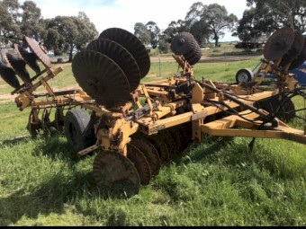 Taylor-way offset disc | Farm Tender