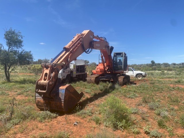 Hitachi ZX 330 LC Excavator | Farm Tender