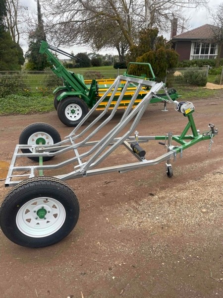Elsworth Round Bale Buggy | Farm Tender
